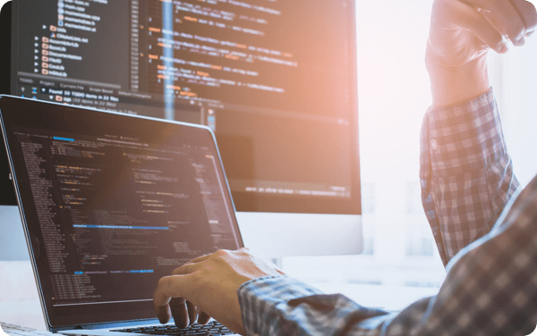 AWS請求代行サービスadv.｜AWSクラウドの活用ならcloudpack